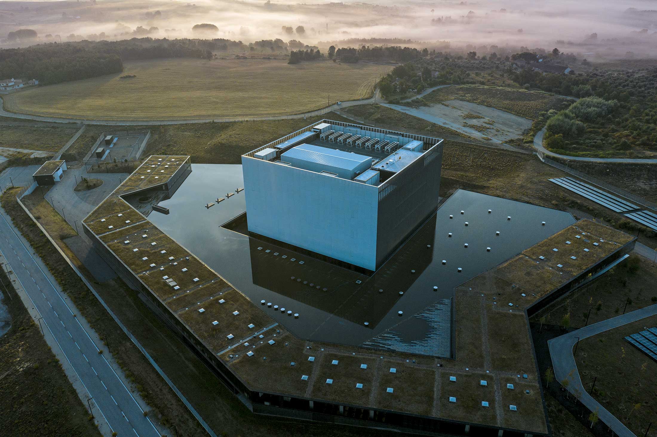 Visita de Estudo Parkurbis e Data Center Altice – Agrupamento de ...